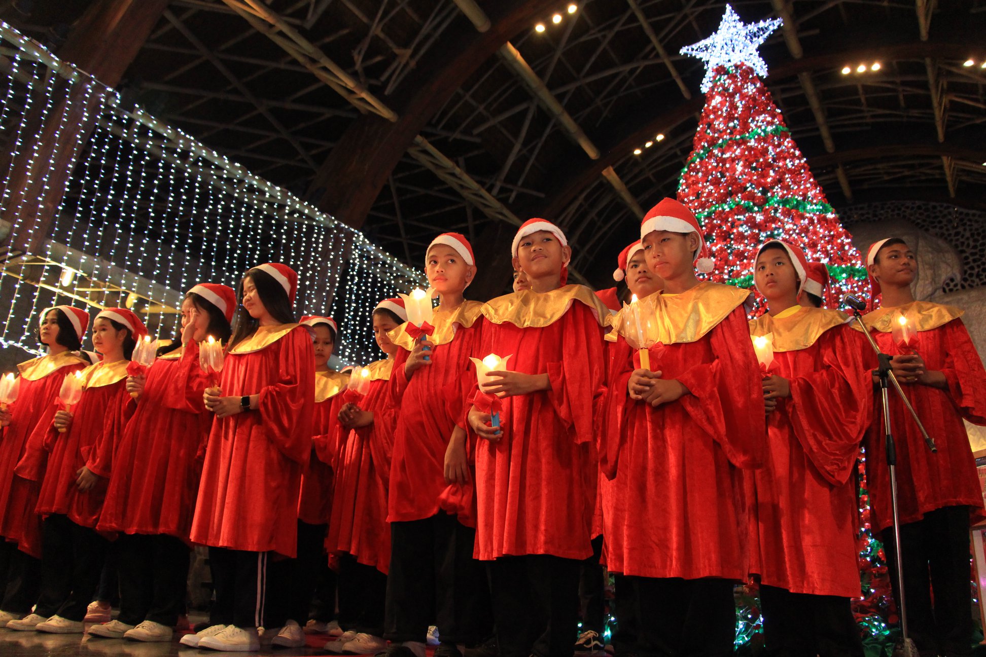 Christmas tree lighting memories at Centara Grand Mirage Pattaya | REm ...