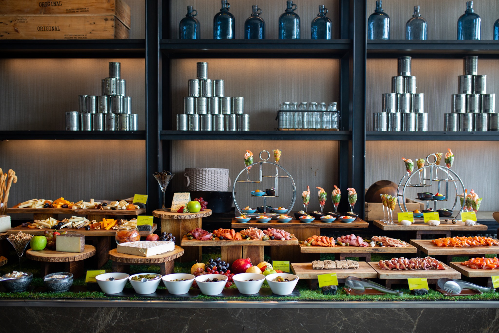 Sit Back, Relax & Indulge... Sunday Brunch Movenpick Siam Na Jomtien ...