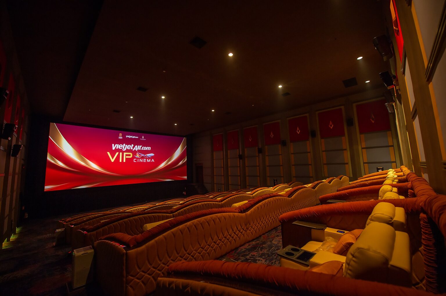 'Vietjet VIP Cinema’ Grand Opening at Siam Paragon | REm Magazine