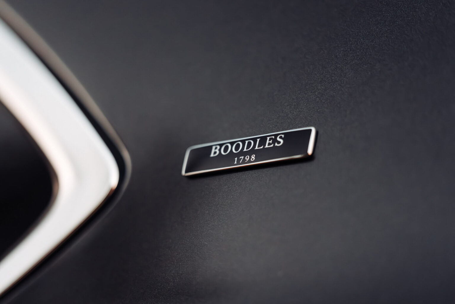 Bentley x Boodles: A Bespoke Celebration of British Craftsmanship | REm ...